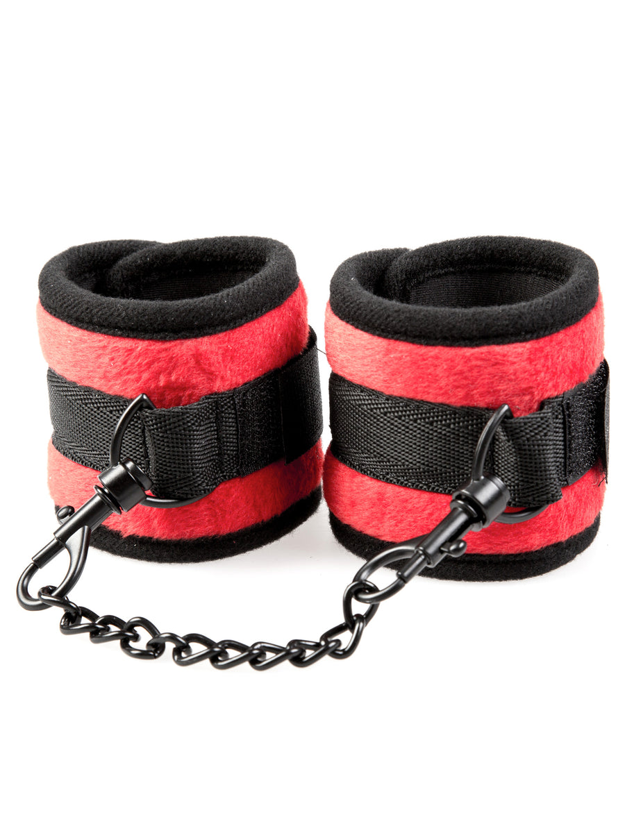 Red Velvet Handcuffs With Detachable Chain – Skin Two UK